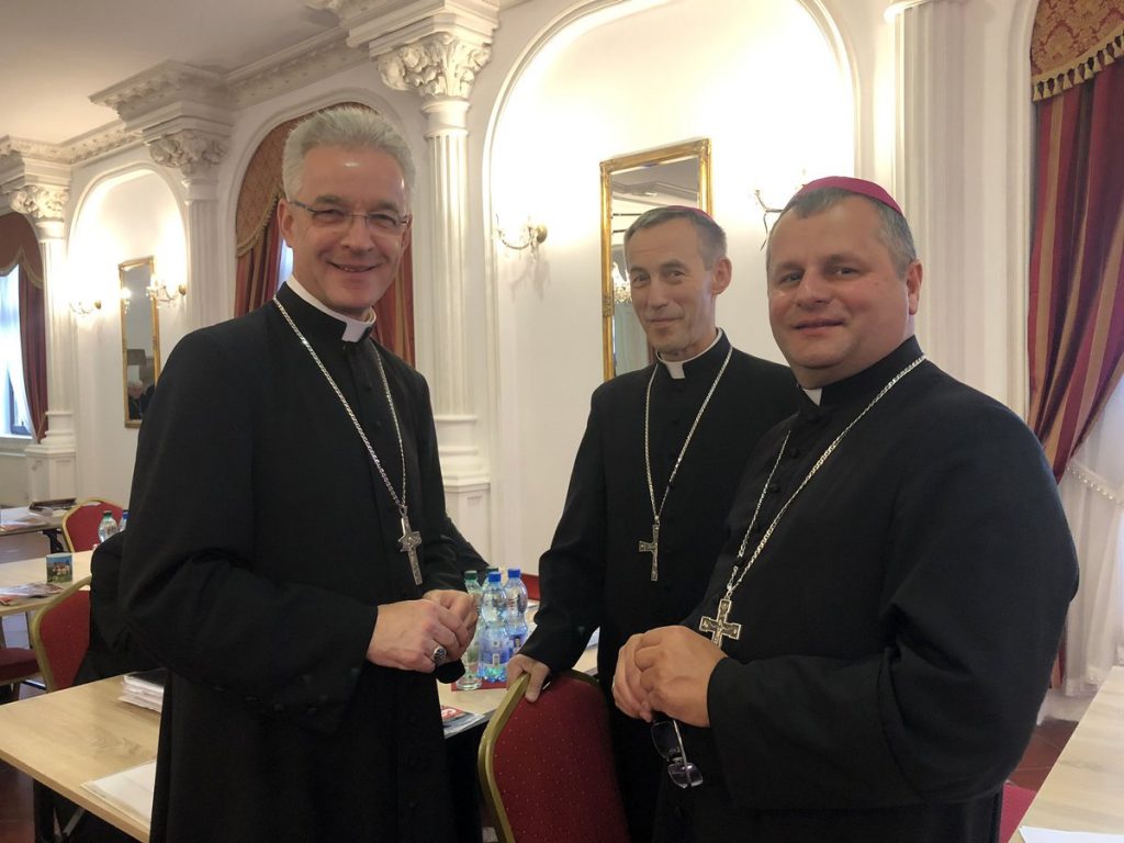 Episkopat Polski rozpoczyna obrady. Poruszą temat ochrony dzieci i ...