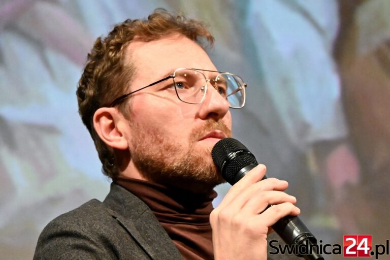 Ze Świdnicy na Oscary. Aktor malarskiej animacji „Chłopi” Robert ...