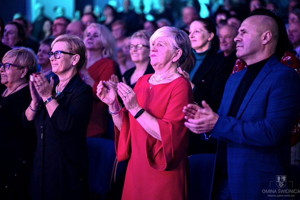 Koncert zespołu Krywań uświetnił spotkanie noworoczne gminy Świdnica [FOTO] - Swidnica24.pl ...