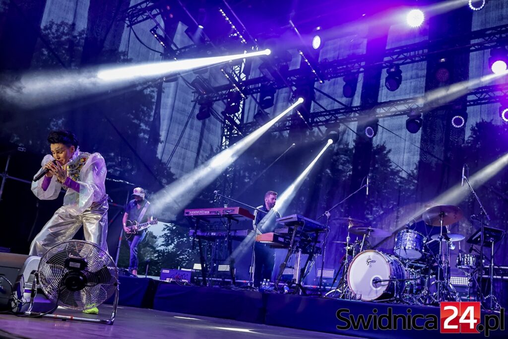 Wielkie tłumy na Dniach Świdnicy. Fantastyczny koncert Chylińskiej na rozpoczęcie [DUŻO ZDJĘĆ ...