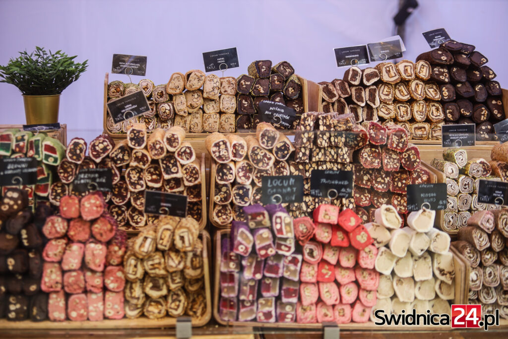 Świdnica stała się miastem czekolady i słodyczy. Rozpoczął się Festiwal ...